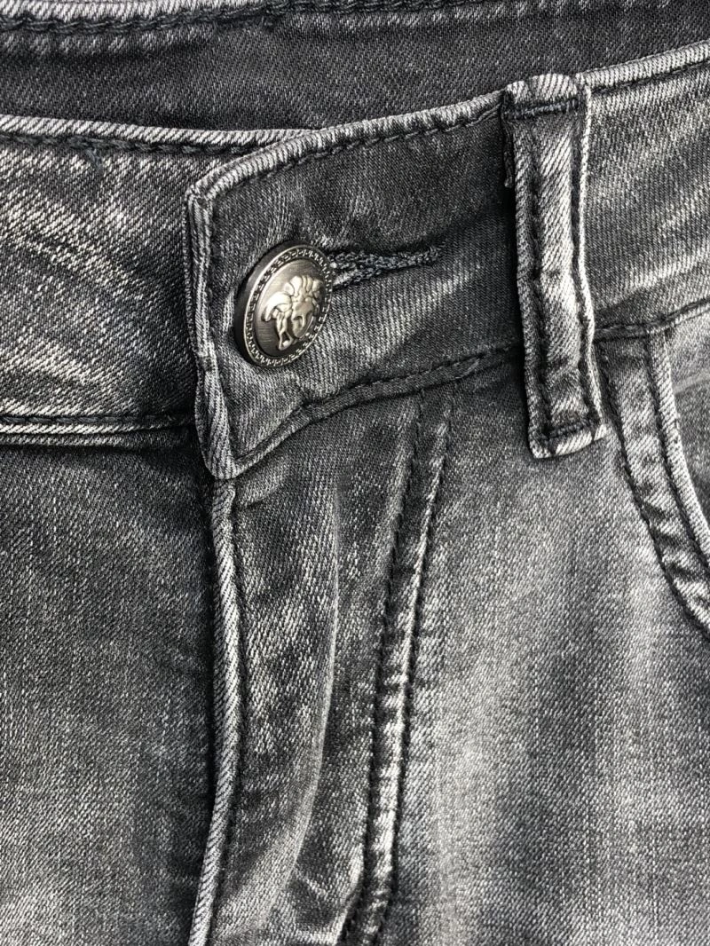 Inexpensive Versace Jeans