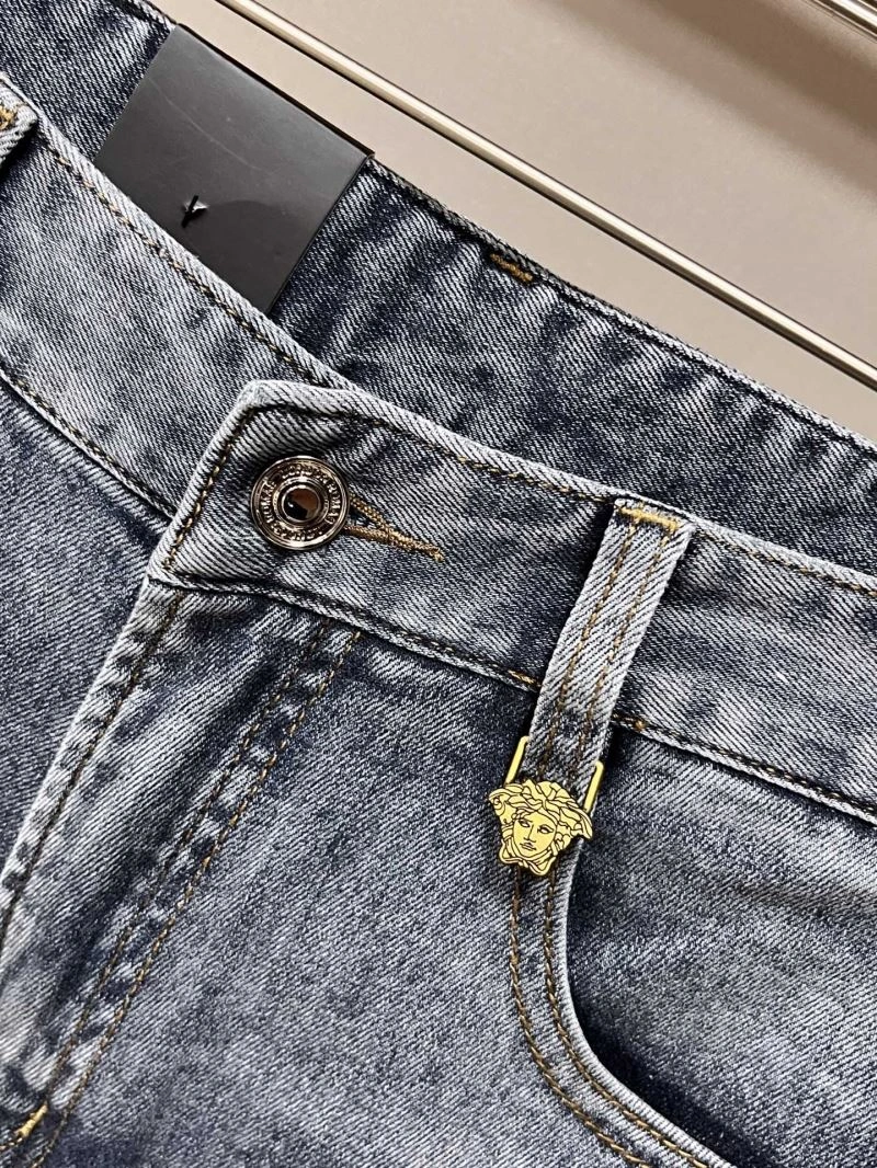 Inexpensive Versace Jeans
