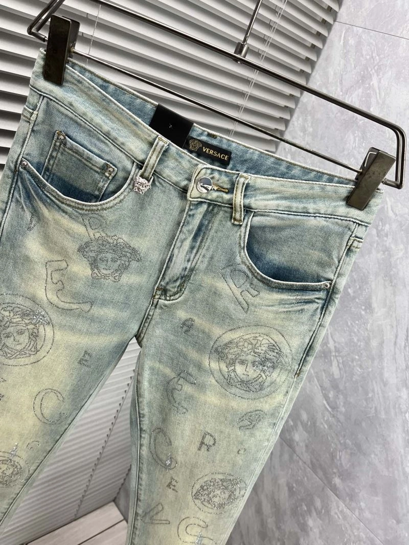 Inexpensive Versace Jeans