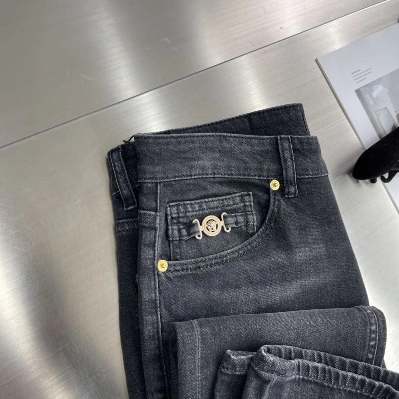 Precise copy Versace Jeans