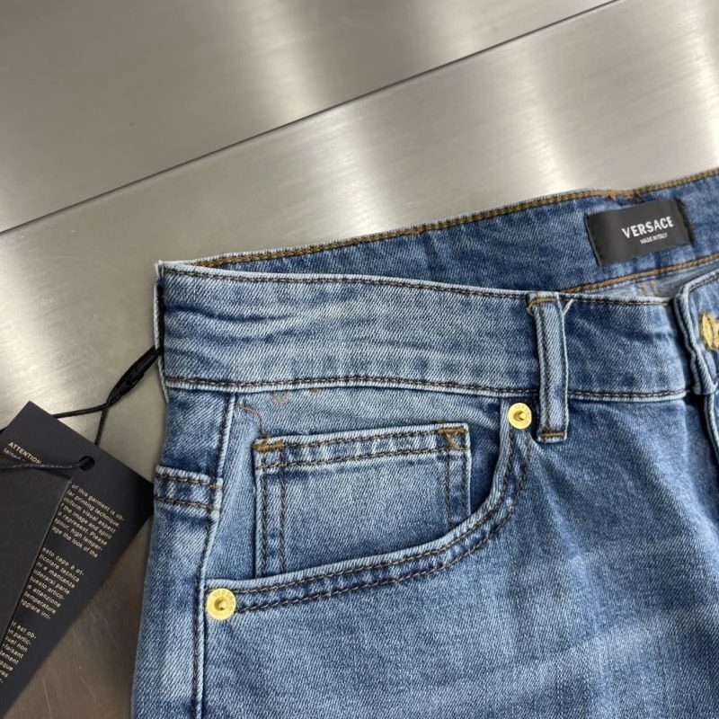 Exact replica Versace Jeans