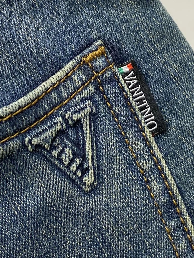High fidelity Versace Jeans