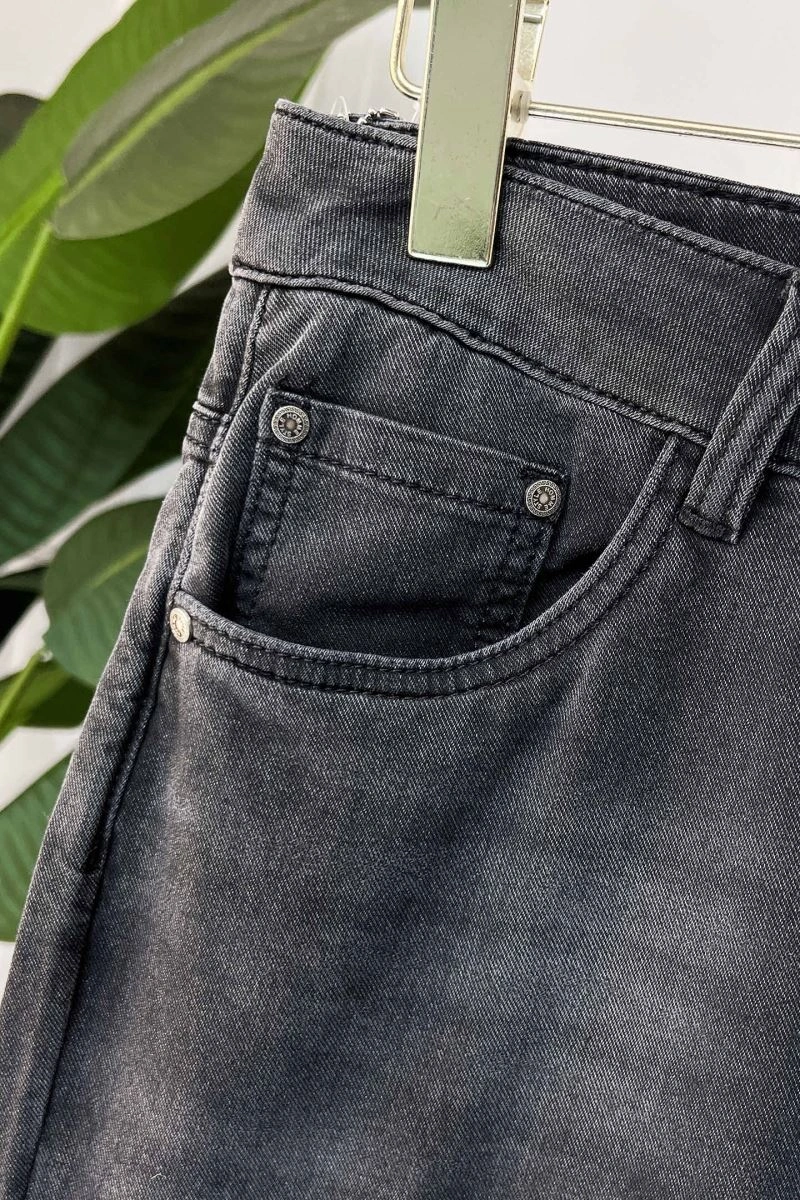 Discounted Versace Jeans