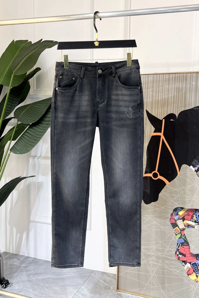 Discounted Versace Jeans