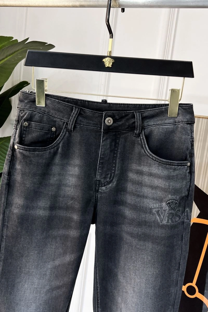 Discounted Versace Jeans