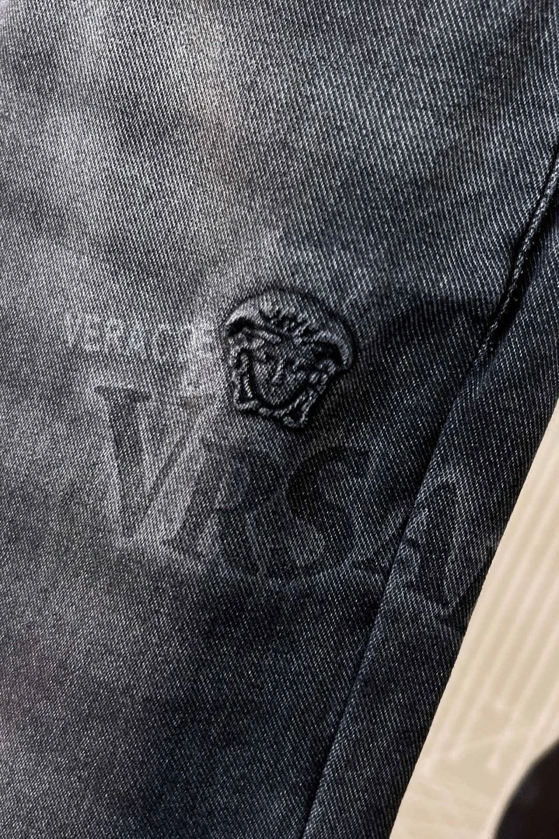 Discounted Versace Jeans