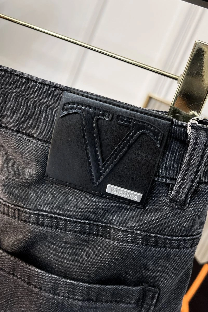Discounted Versace Jeans
