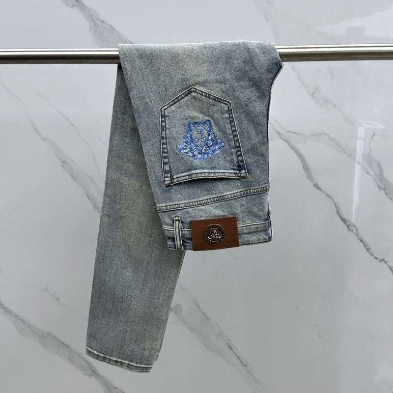 Legit Versace Jeans