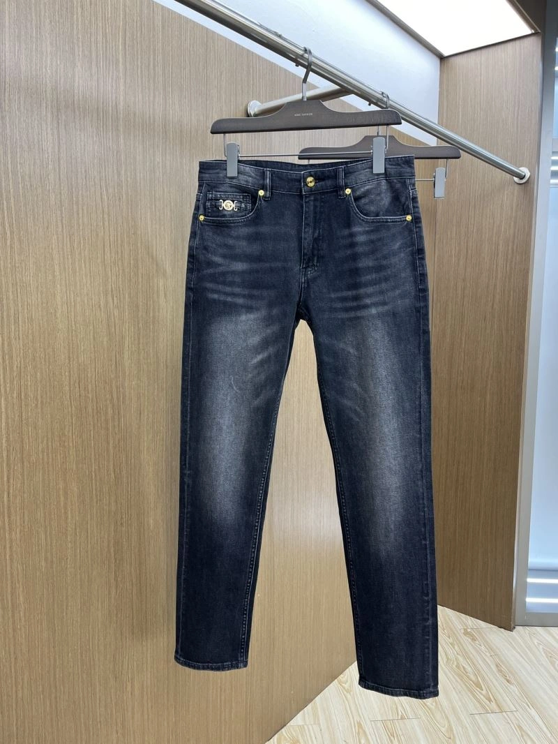 Precise copy Versace Jeans