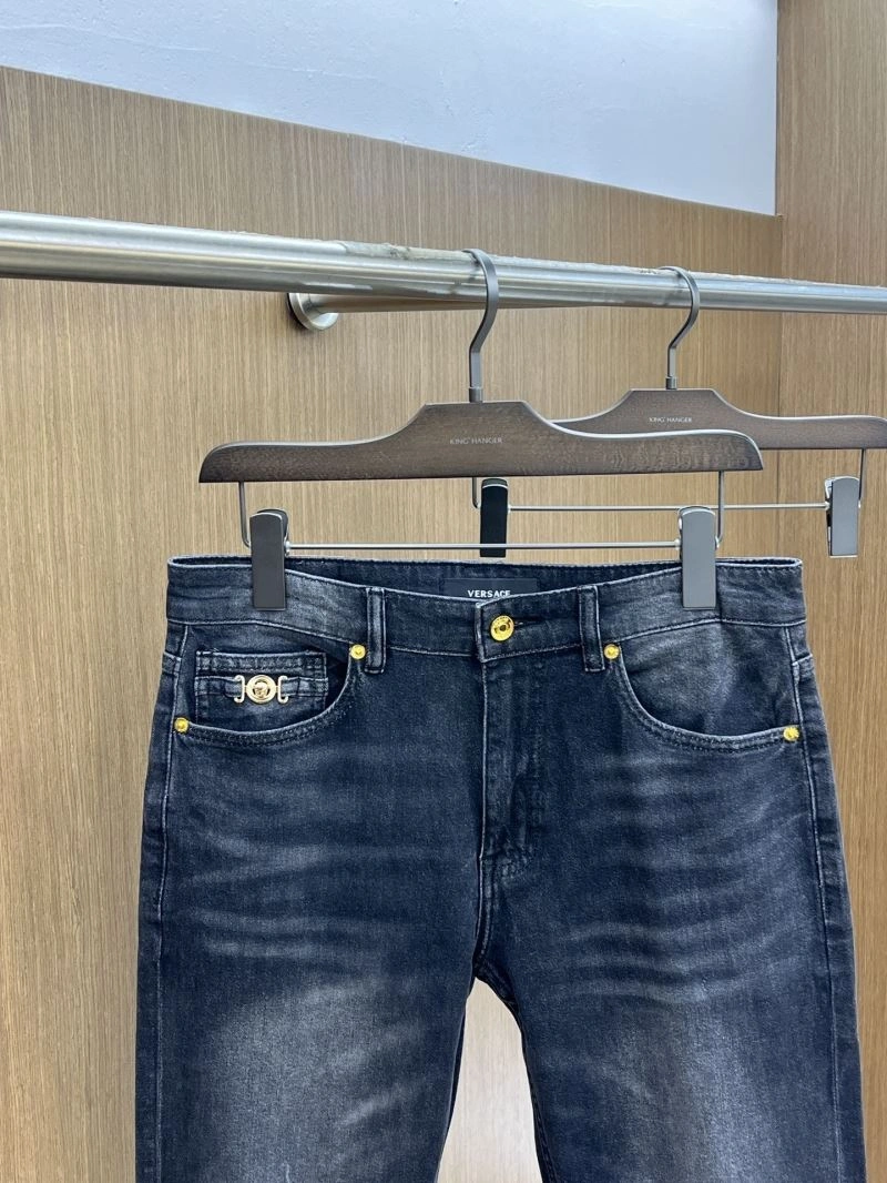 Precise copy Versace Jeans
