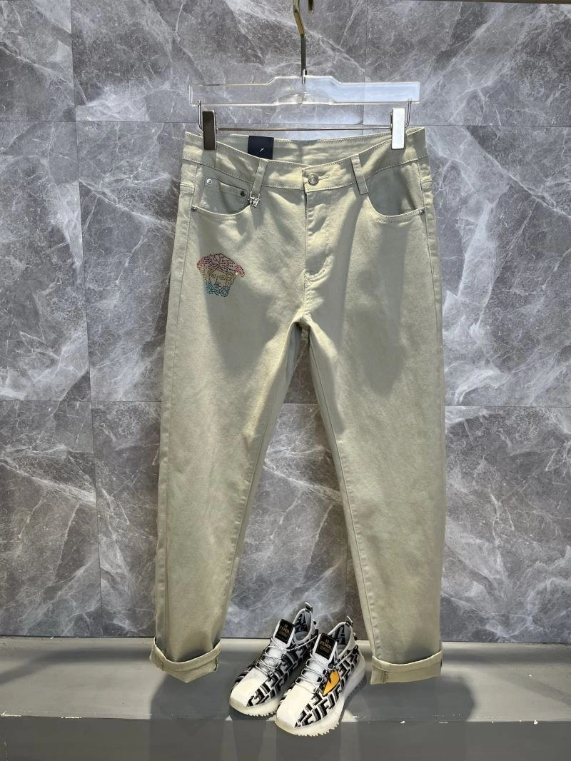 Inexpensive Versace Jeans