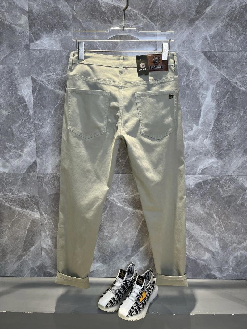 Inexpensive Versace Jeans