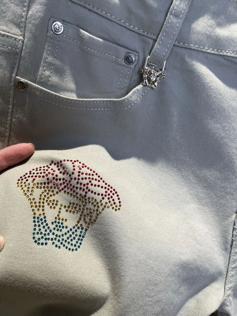 Inexpensive Versace Jeans