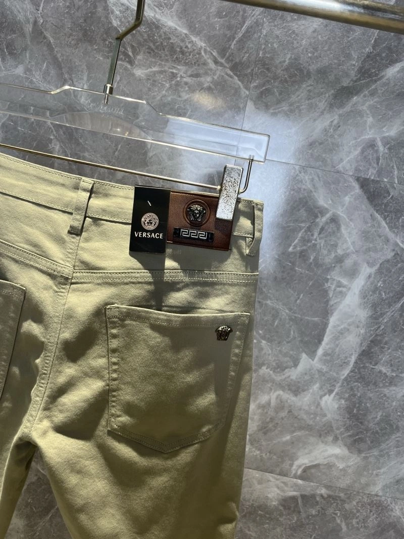 Inexpensive Versace Jeans