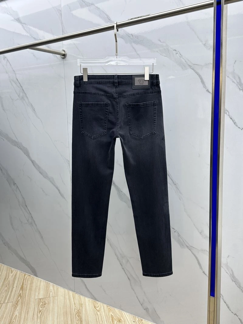 Inexpensive Versace Jeans