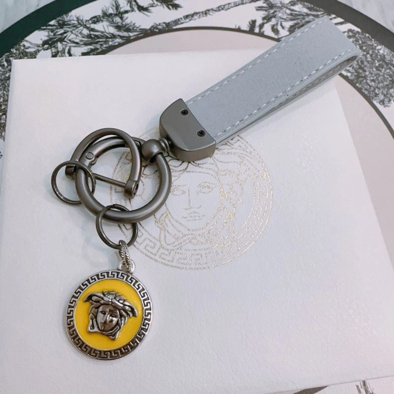 Low-cost Versace Keychains