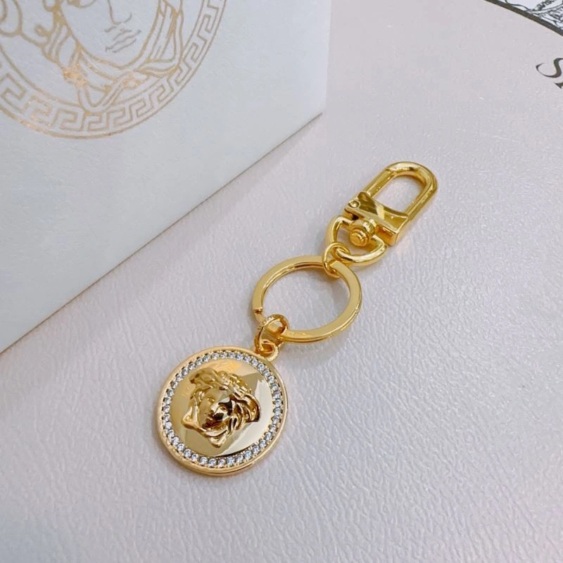 Low-cost Versace Keychains