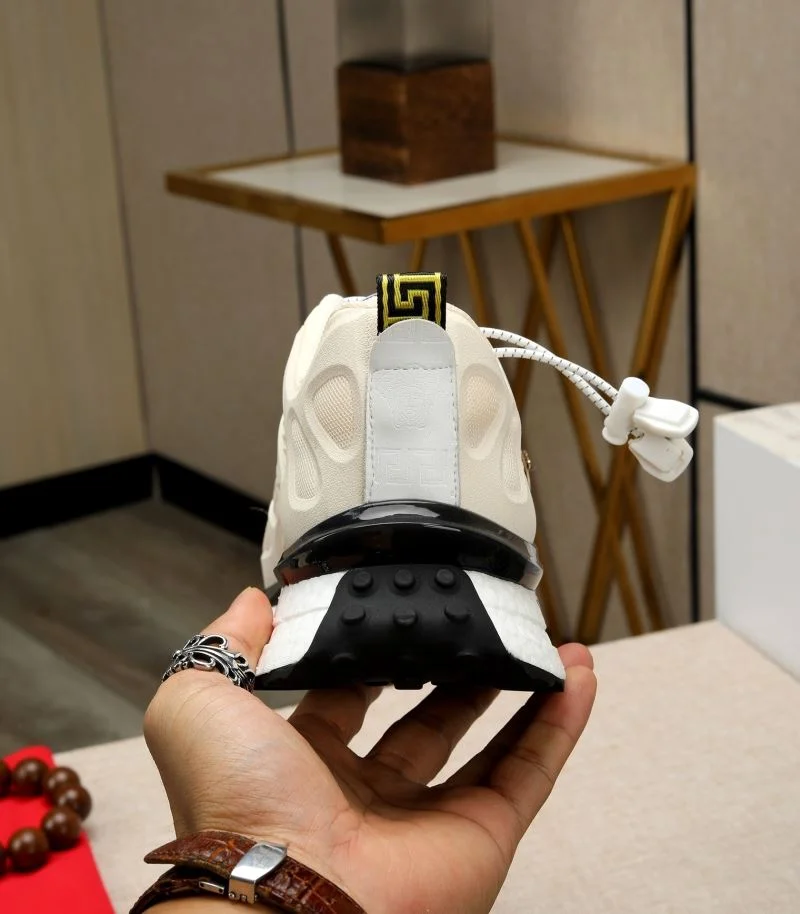 Top mirror Versace Low Shoes