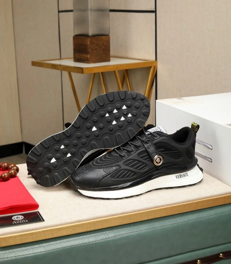 Exact replica Versace Low Shoes