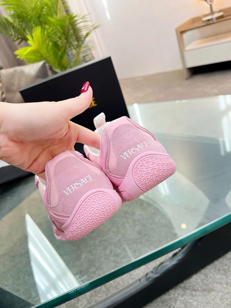 Official Versace Low Shoes