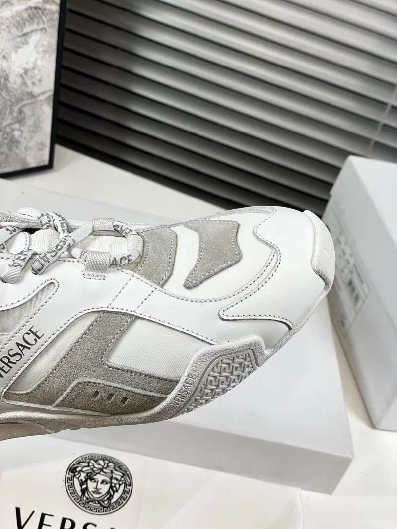 Discounted Versace Low Shoes