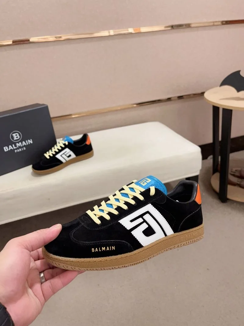 Reasonably priced Versace Low Shoes