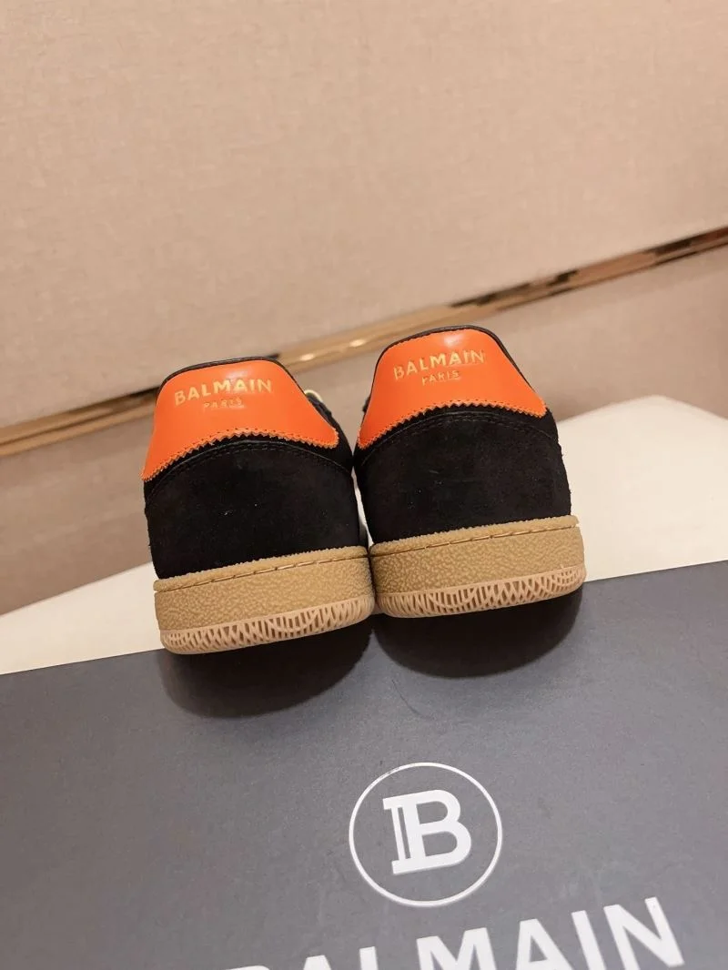 Reasonably priced Versace Low Shoes
