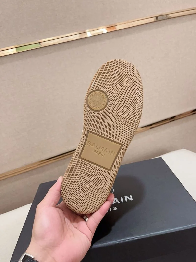 Reasonably priced Versace Low Shoes
