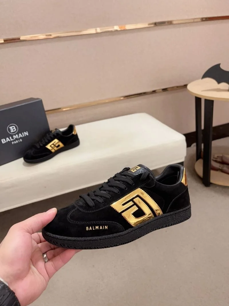 Exact replica Versace Low Shoes