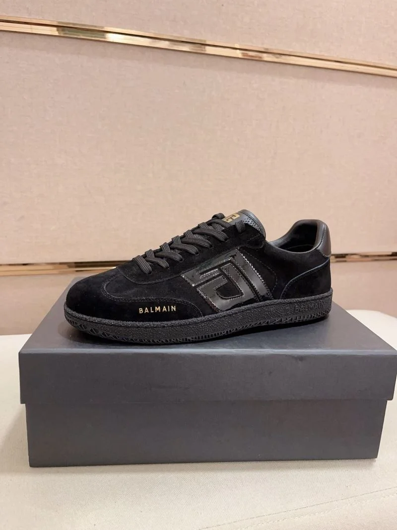 Versace Low Shoes