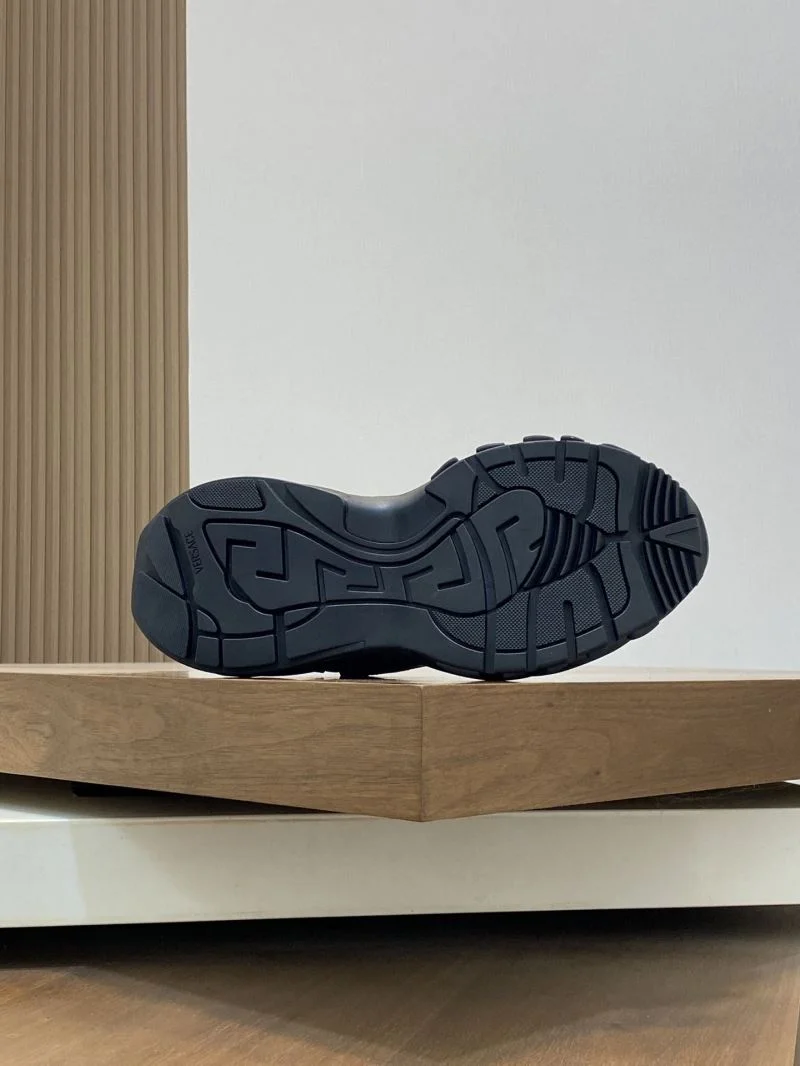 Inexpensive Versace Low Shoes