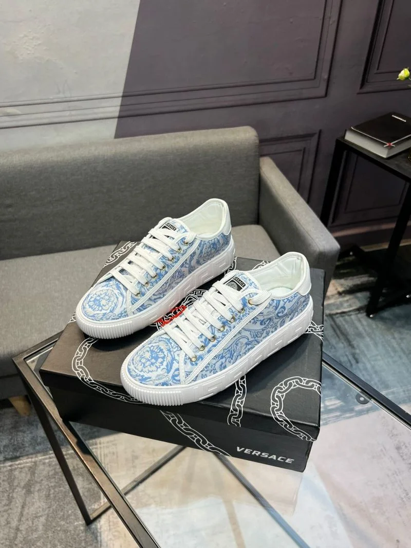 Factory-made Versace Low Shoes