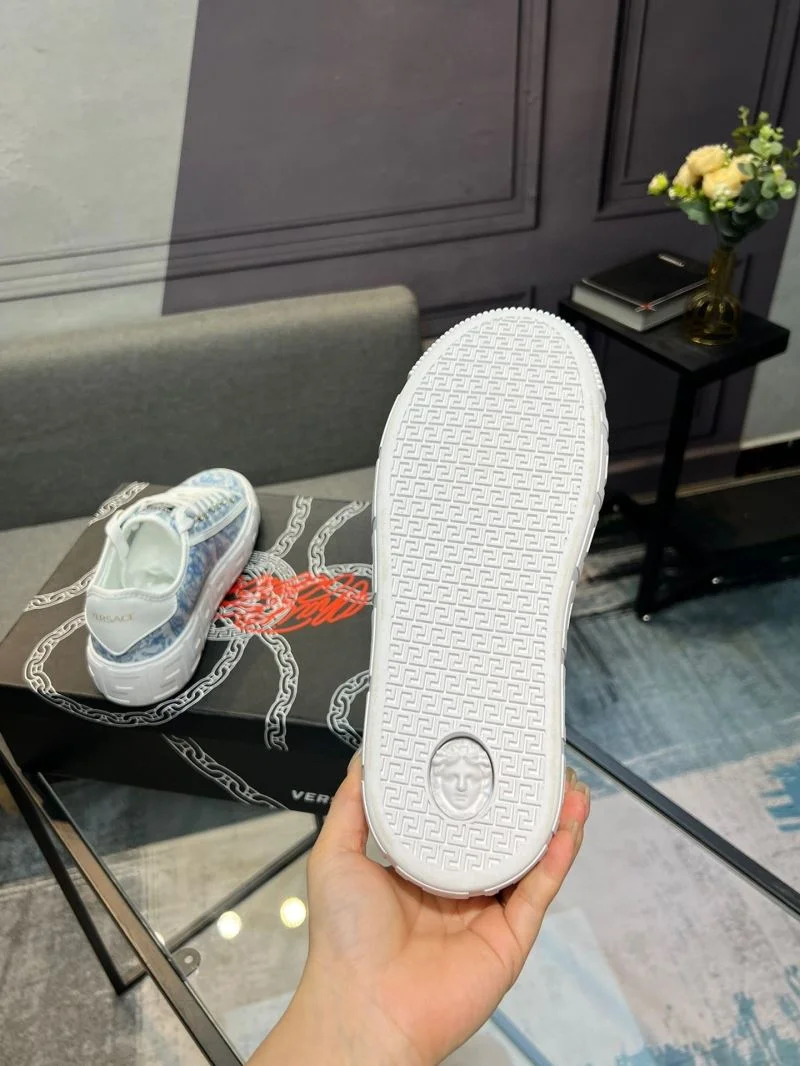 Factory-made Versace Low Shoes
