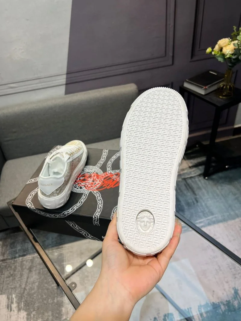 Low-cost Versace Low Shoes