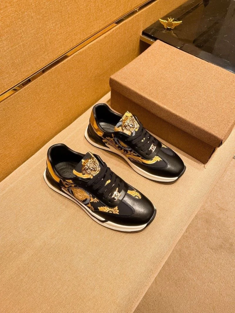Bargain Versace Low Shoes