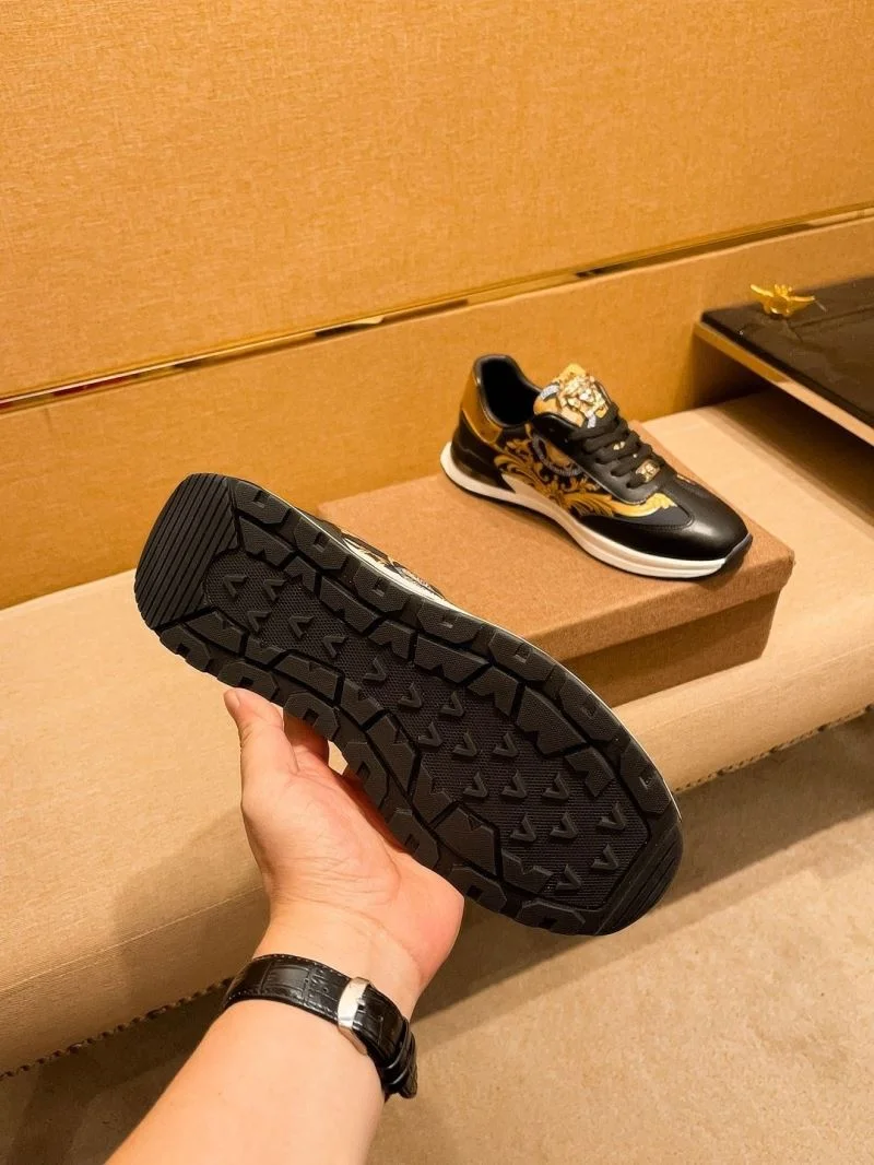 Bargain Versace Low Shoes