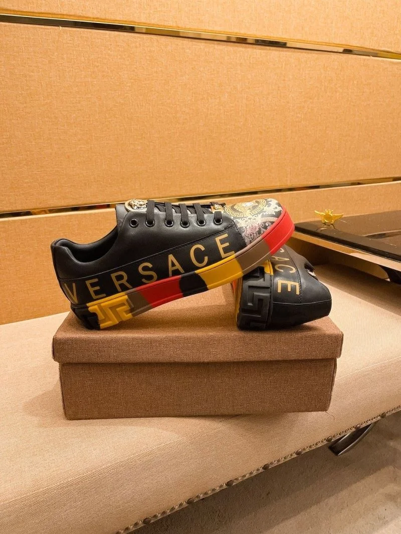 Cut-rate Versace Low Shoes