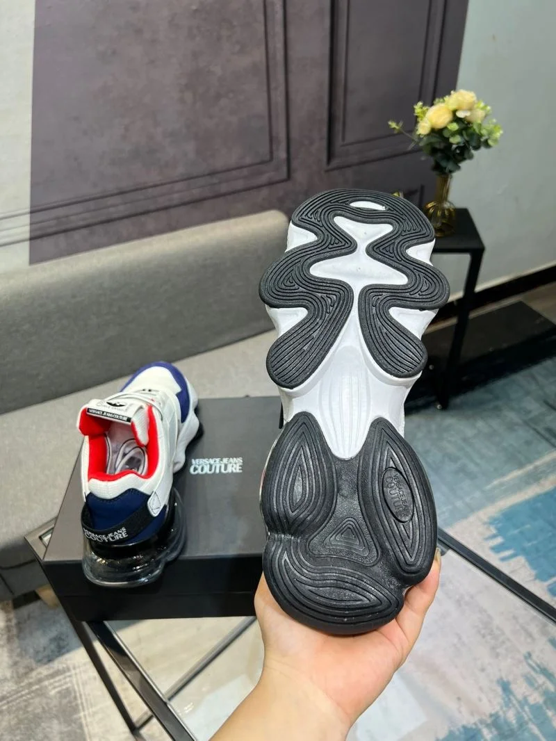 Top mirror Versace Low Shoes