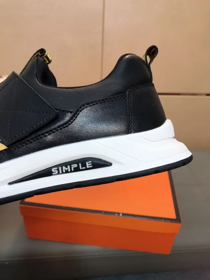 Precise copy Versace Low Shoes