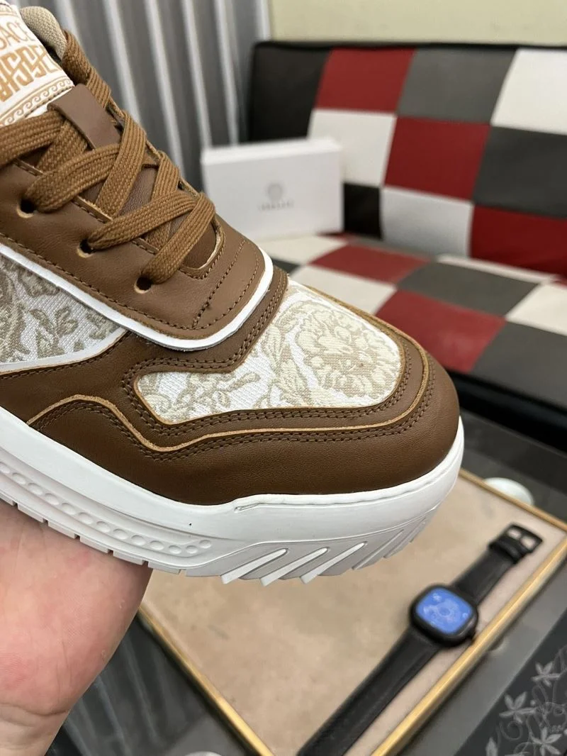Discounted Versace Low Shoes