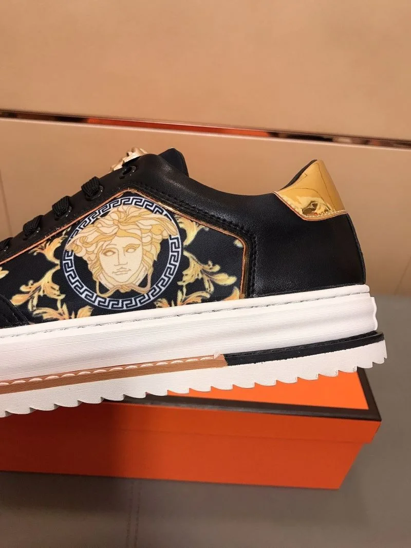 Inexpensive Versace Low Shoes