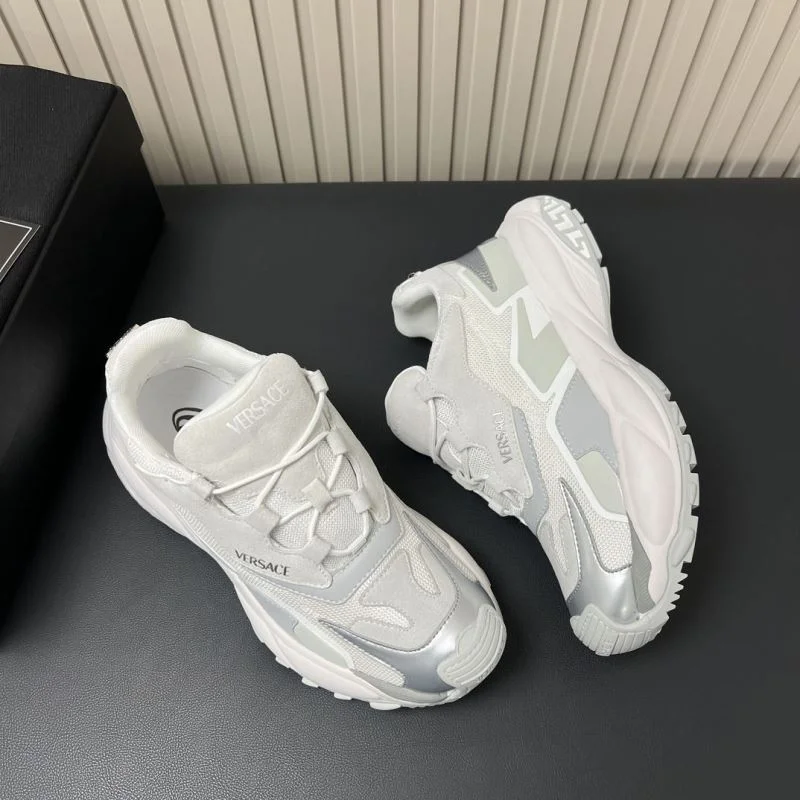 Discounted Versace Low Shoes