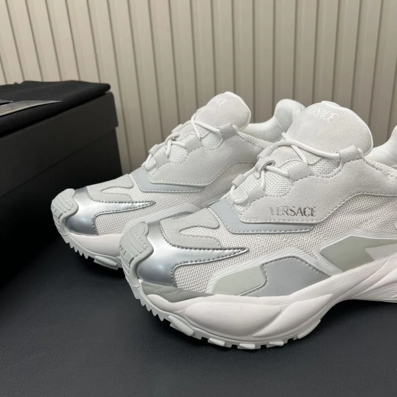 Discounted Versace Low Shoes