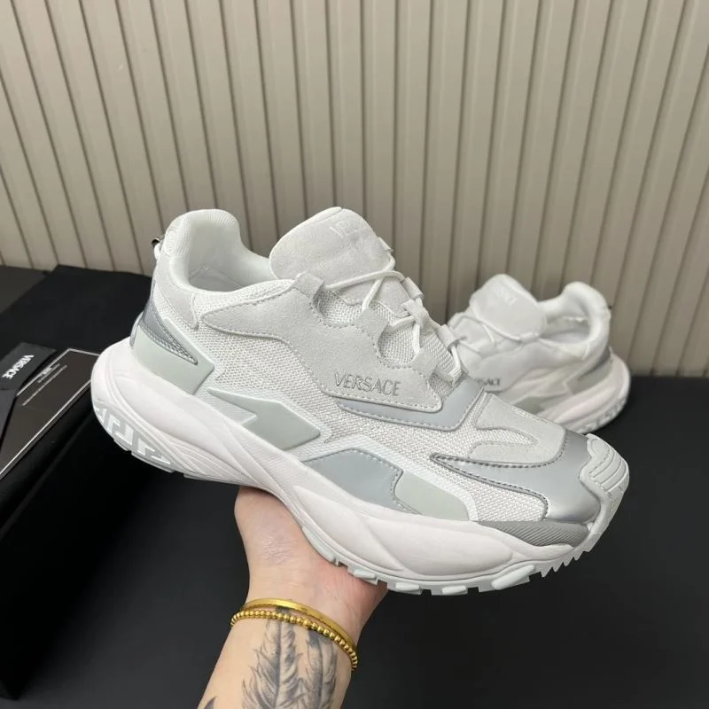 Discounted Versace Low Shoes