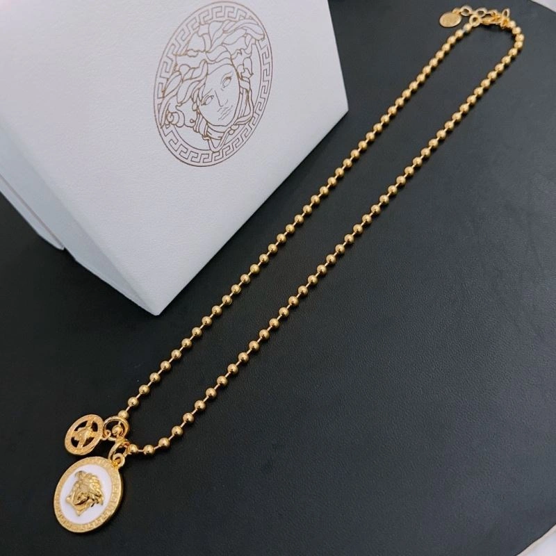 Low-cost Versace Necklaces
