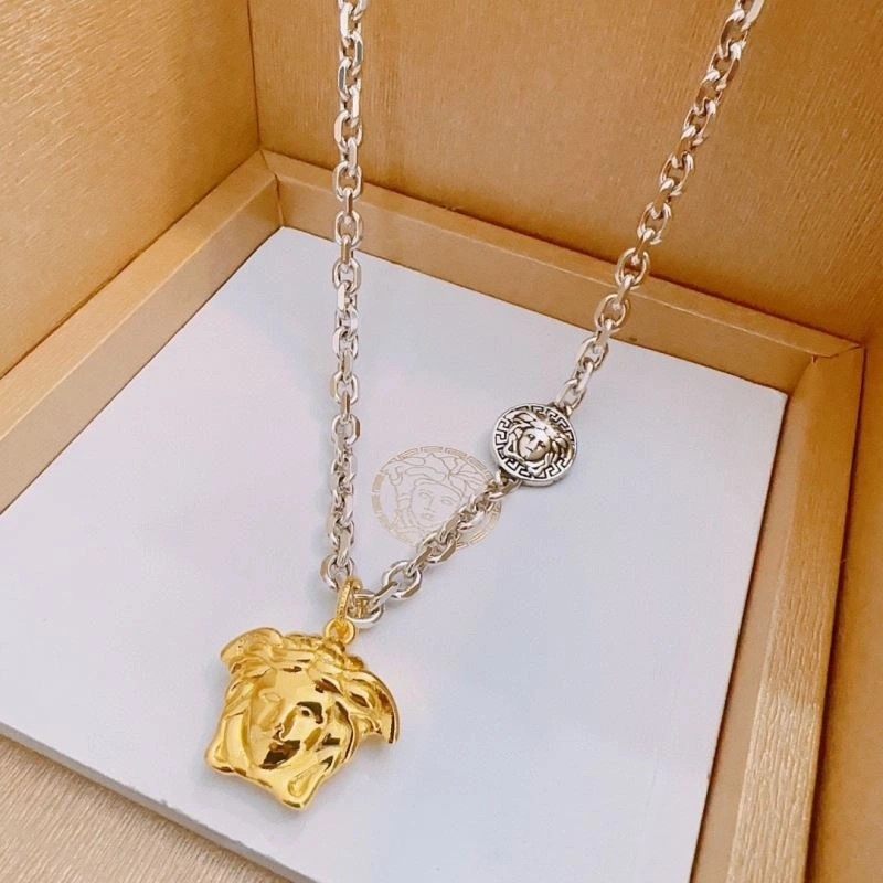Inexpensive Versace Necklaces