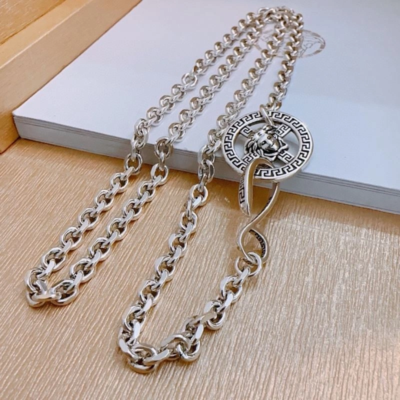High fidelity Versace Necklaces