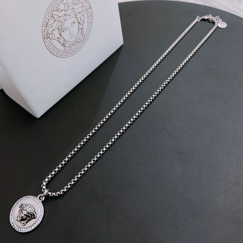 Factory-made Versace Necklaces