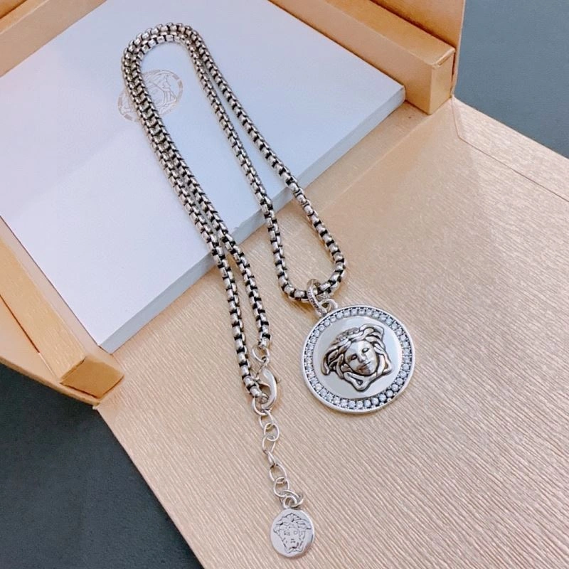 Factory-made Versace Necklaces