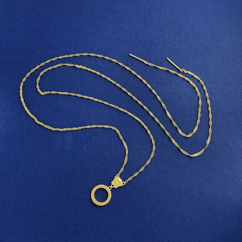 Low-cost Versace Necklaces
